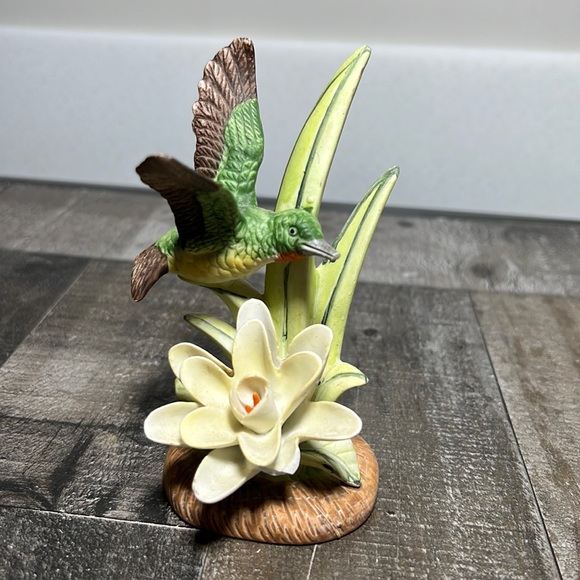 ROYAL HERITAGE | Accents | Vintage Royal Heritage The Hummingbirds ...